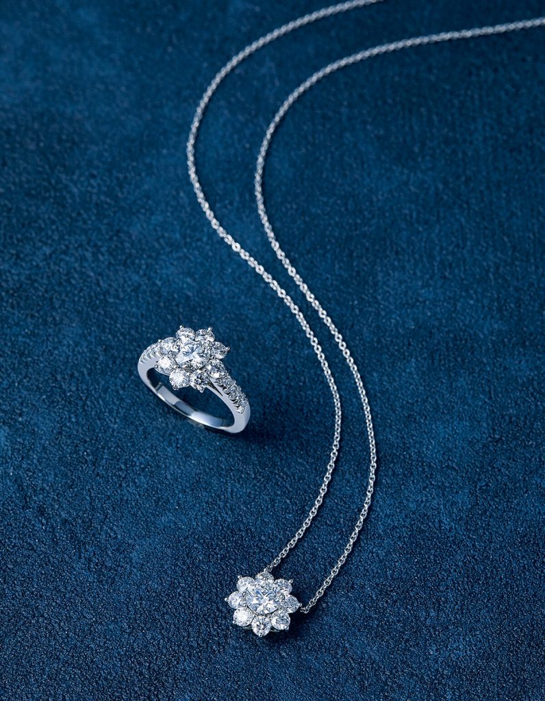 （2ページ目）女優・麻生久美子さんの〝ハリー・ウィンストン〟物語 | AdvancedTime